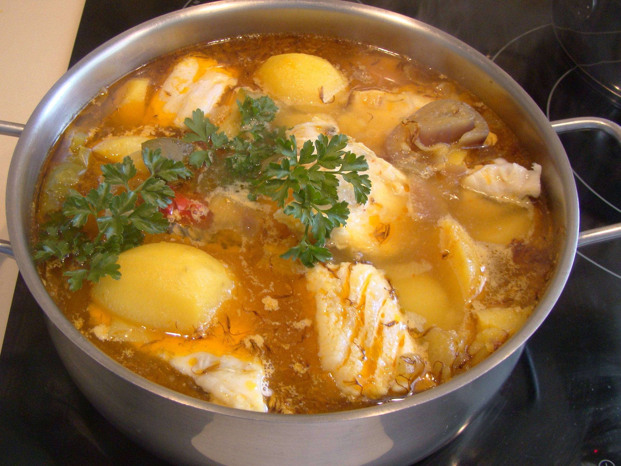 CHERNE SALADO CON PAPAS | La cocina de Meg